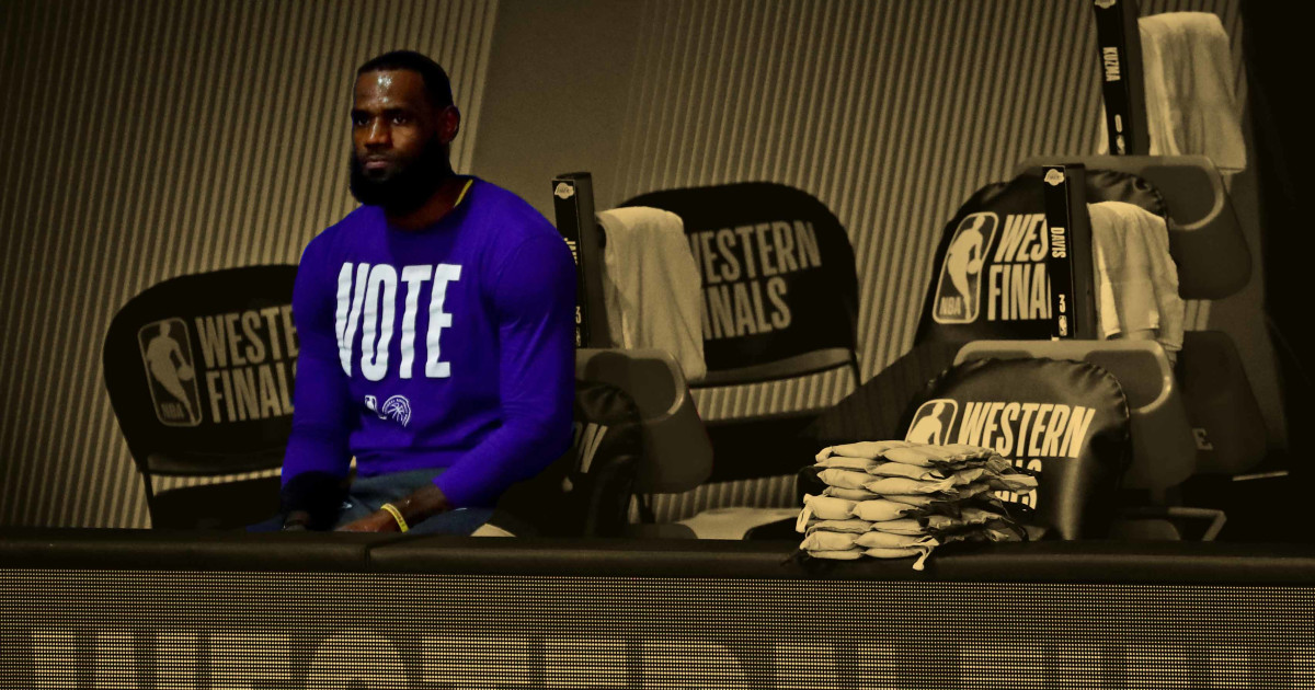 Austin Reaves asserts Lakers didn't win "Mickey Mouse ring ...