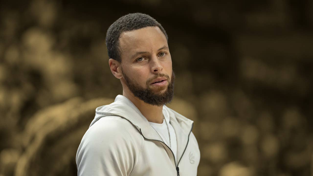 Stephen Curry on why he stepped away from AAU at 13 - Basketball Network