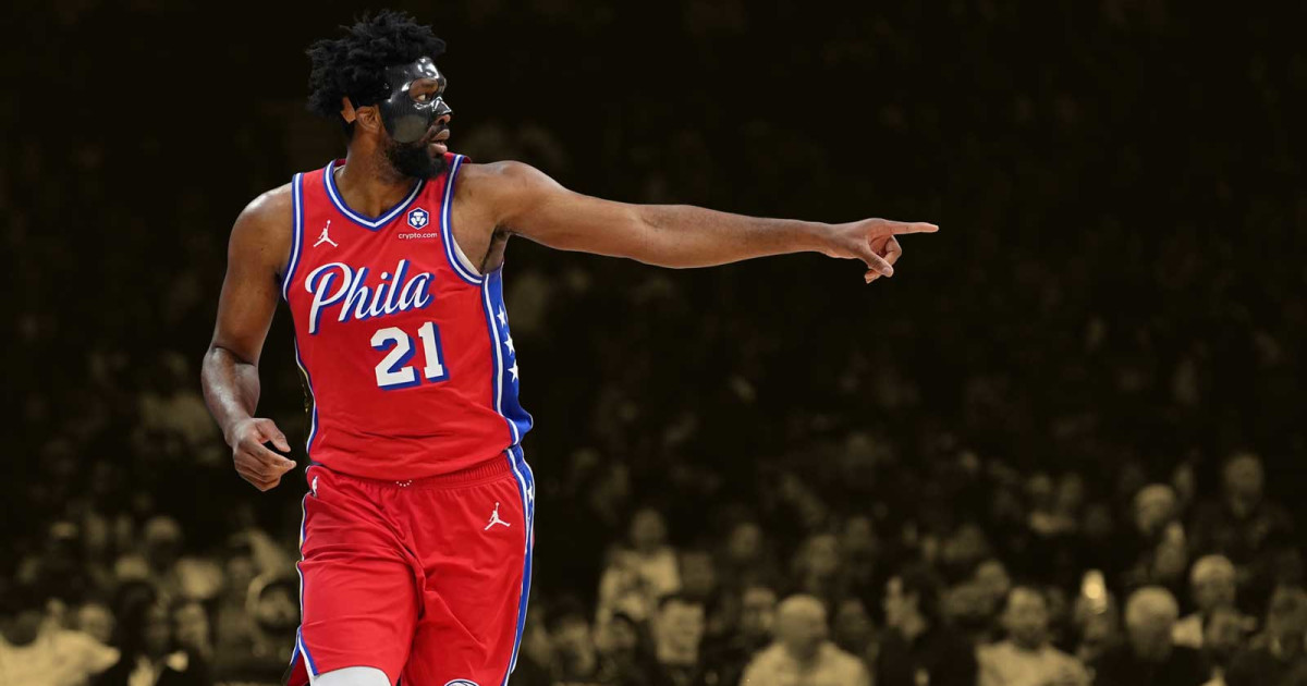 A masked Joel Embiid reflects on his return from a sinus fracture ...