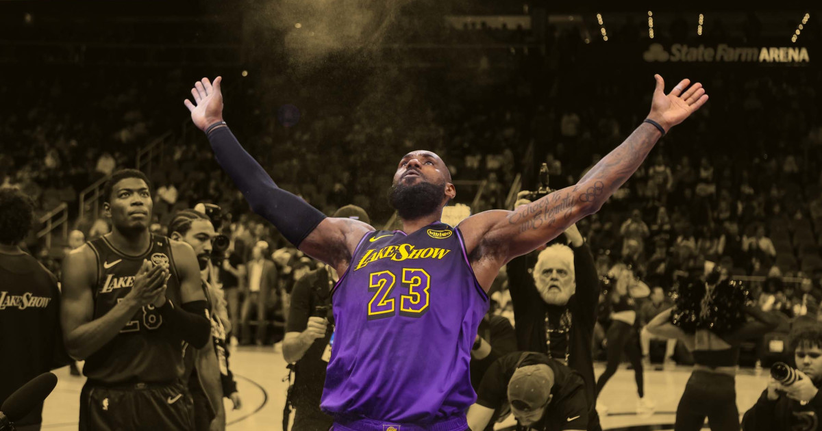 The story behind LeBron James’ iconic powder toss ritual - Basketball ...