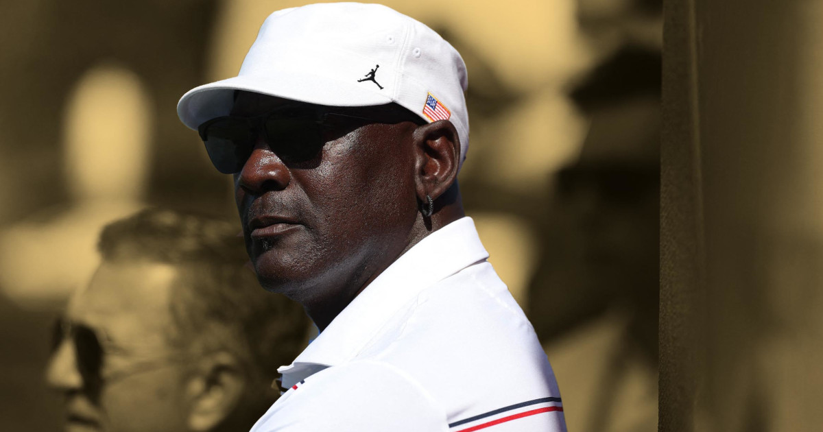 How 12 y/o negotiated free Air Jordans from Jordan himself - Basketball ...