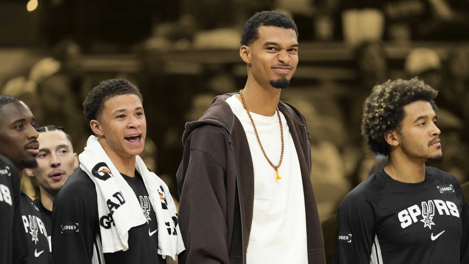 NBA analyst says the Spurs' collective identity - Basketball Network