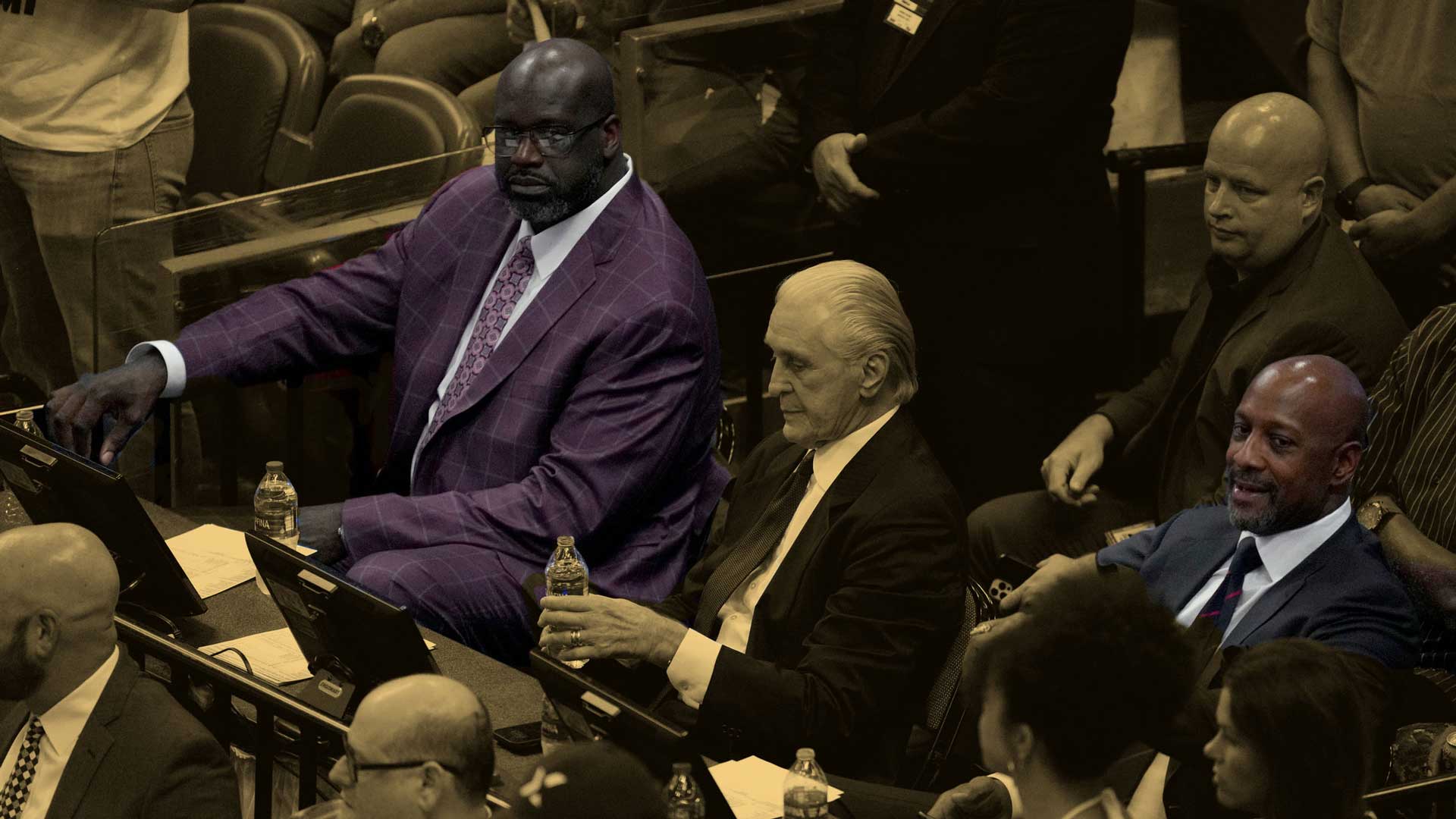 Shaq on the moment he ended his feud with Alonzo Mourning - Basketball ...