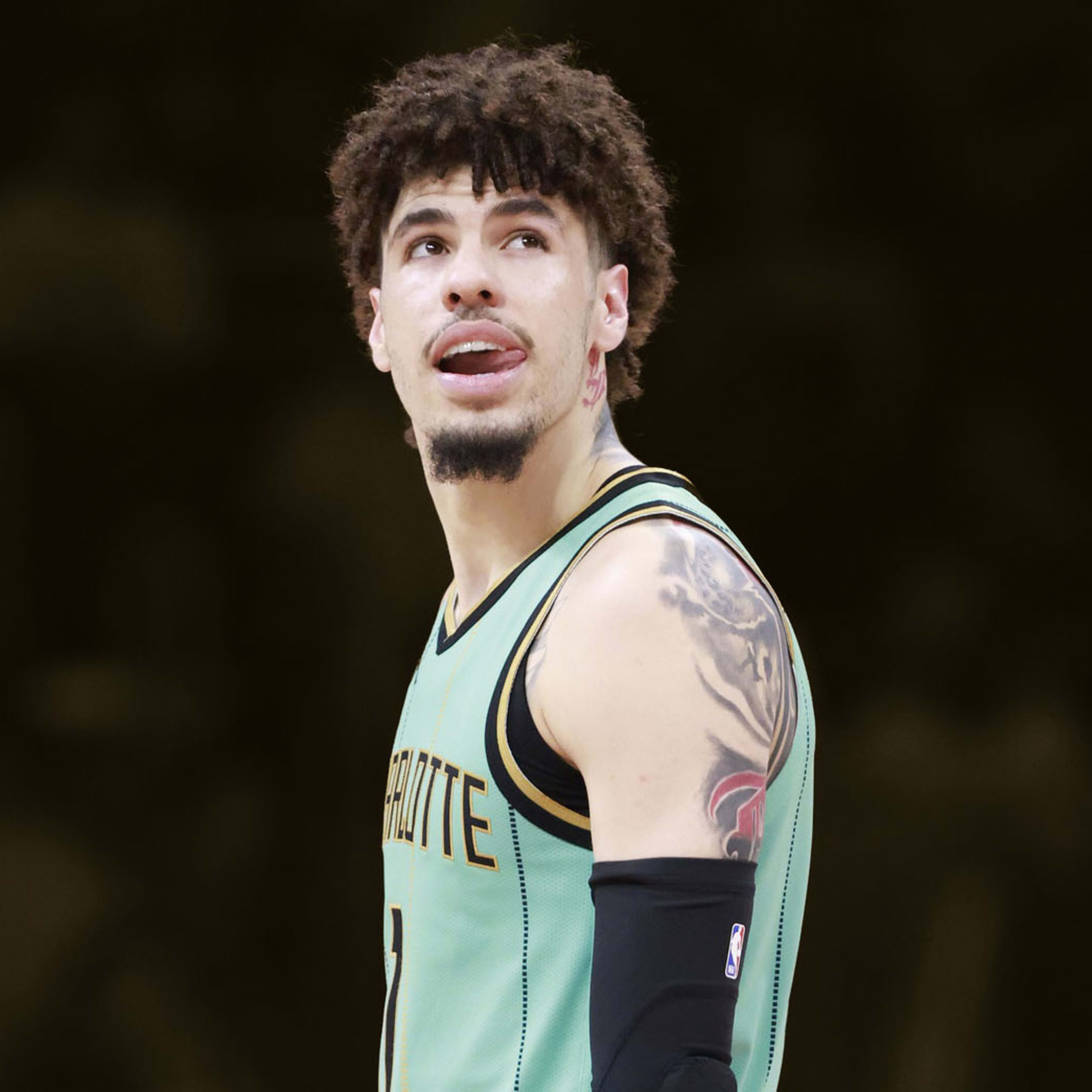 Dwyane Wade blasts the Hornets’ "Amateur" style of play - Basketball ...