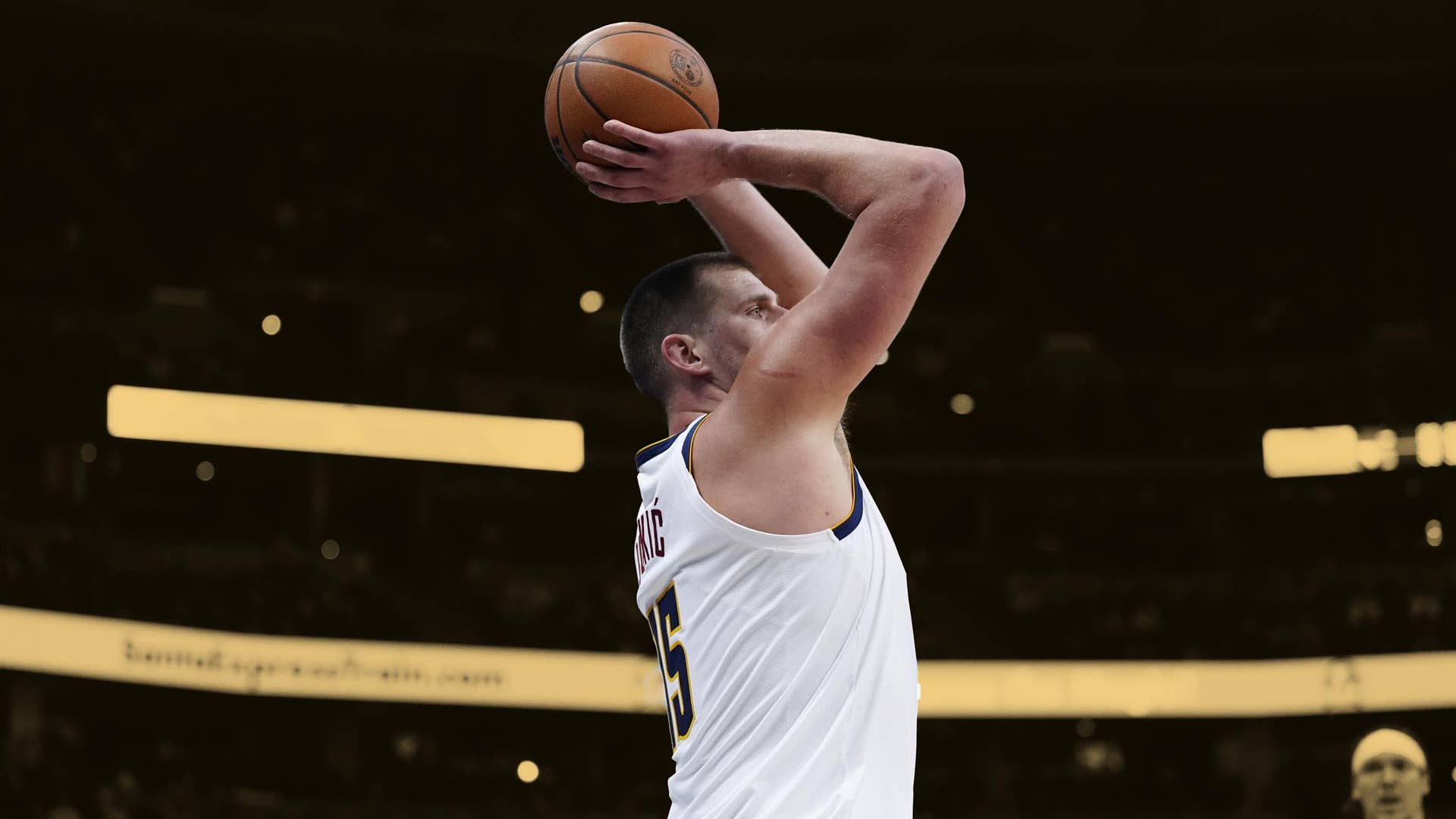 Brian Windhorst compares Nikola Jokic’s start to Wilt’s mythical ...