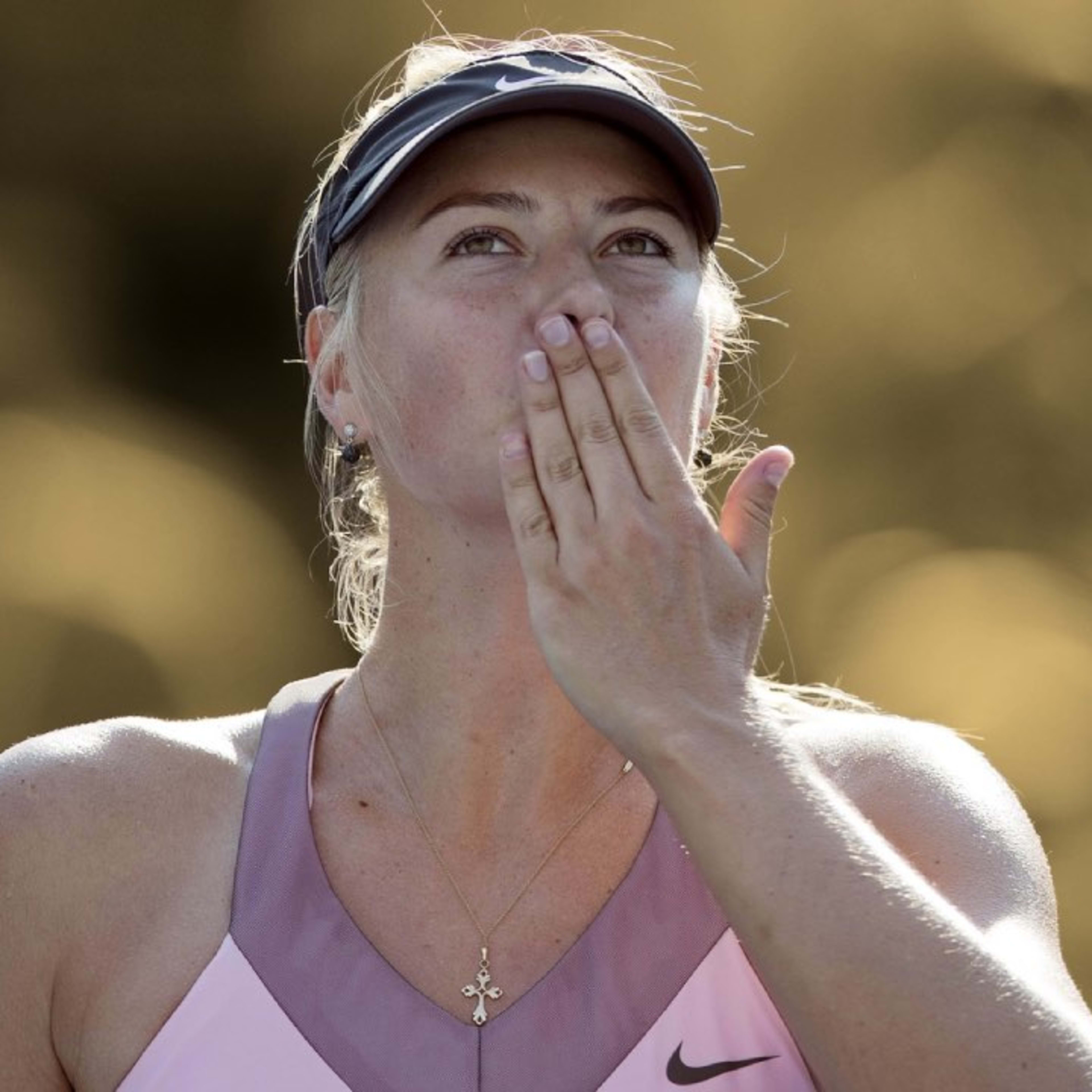 When Maria Sharapova announced end of engagement to ex-Laker ...