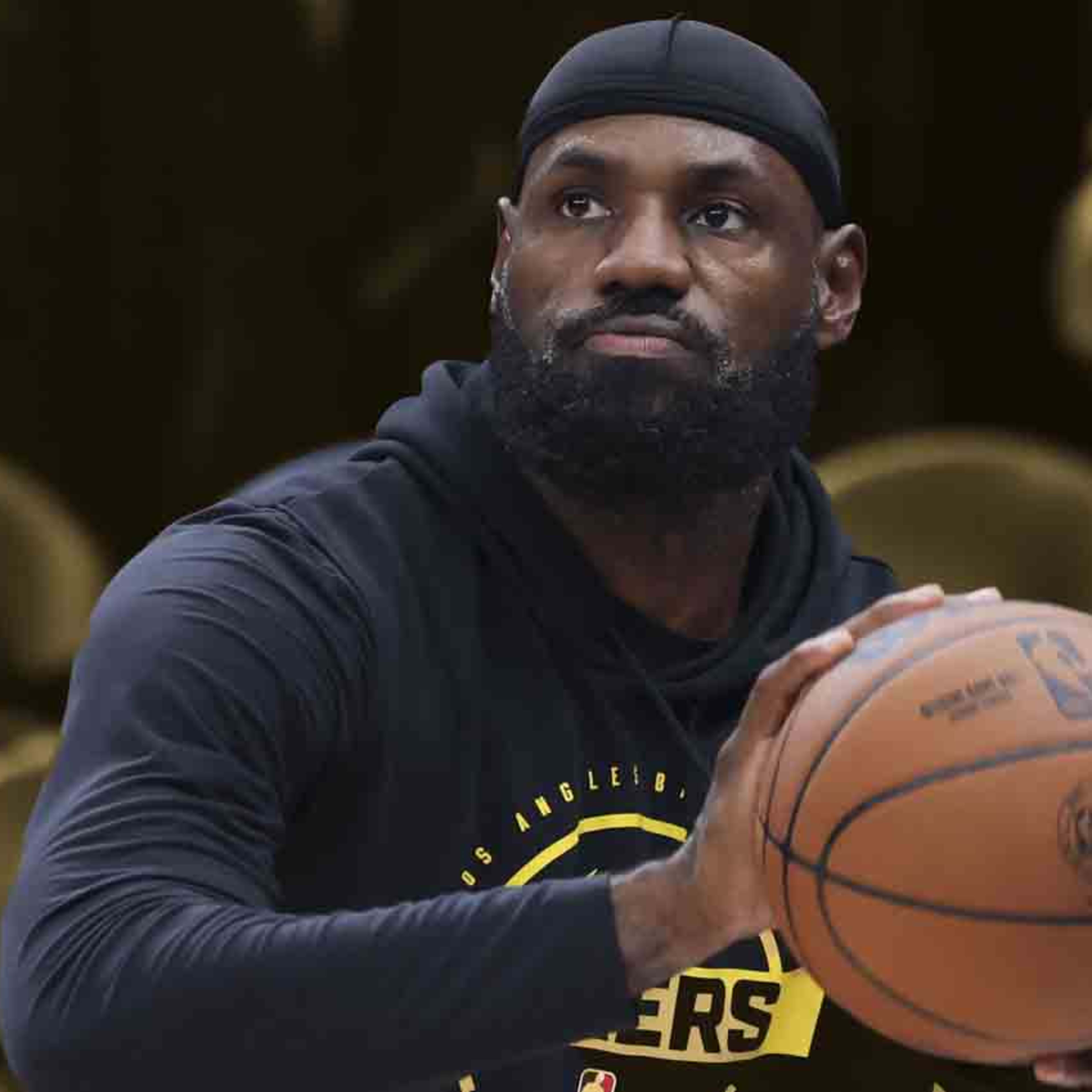 "It was super cool" - LeBron was stunned by Steph Curry's defense ...