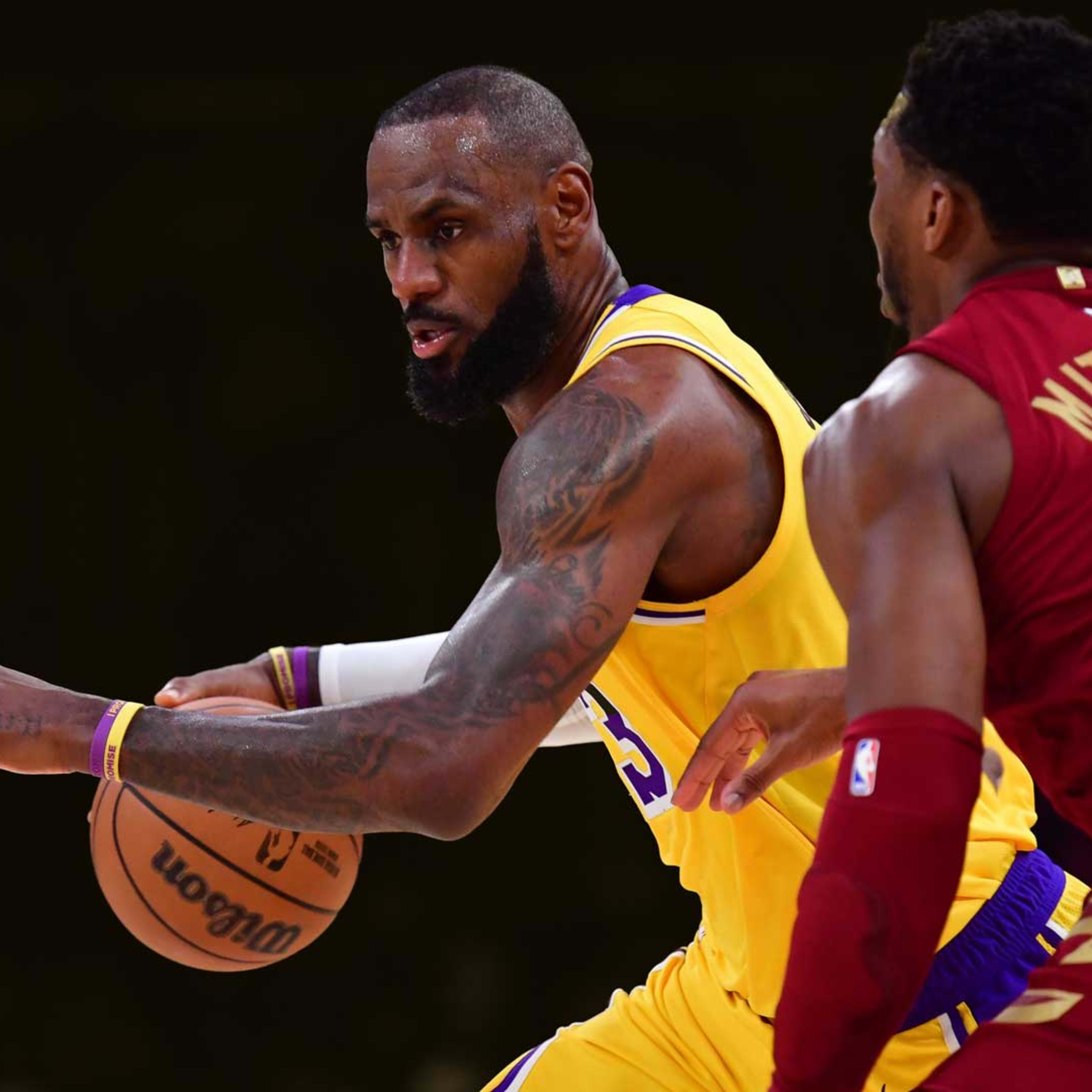 Bill Simmons responds to claims he’s sabotaging the Lakers - Basketball ...