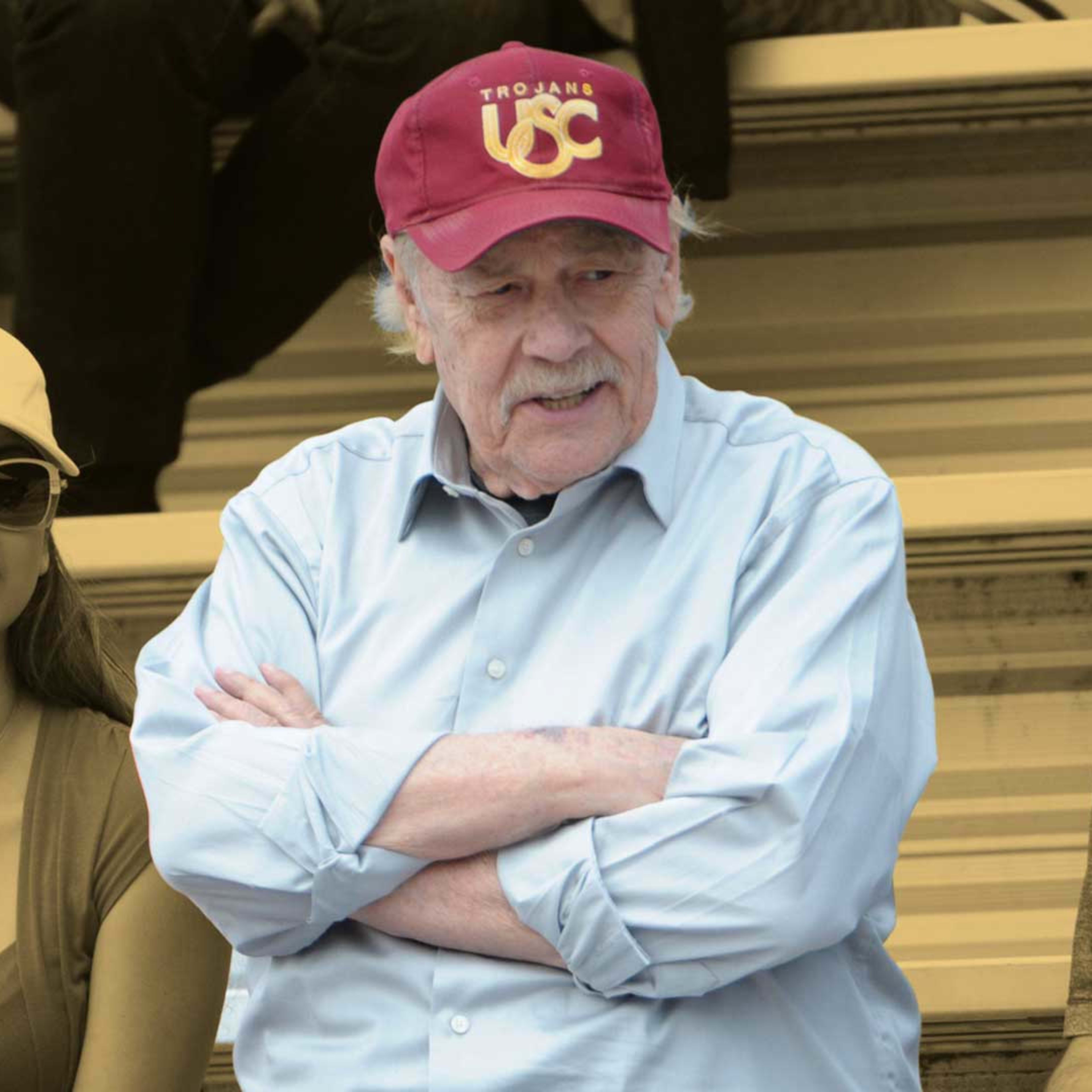 Why Jerry Buss never wanted to sell the Lakers - Basketball Network