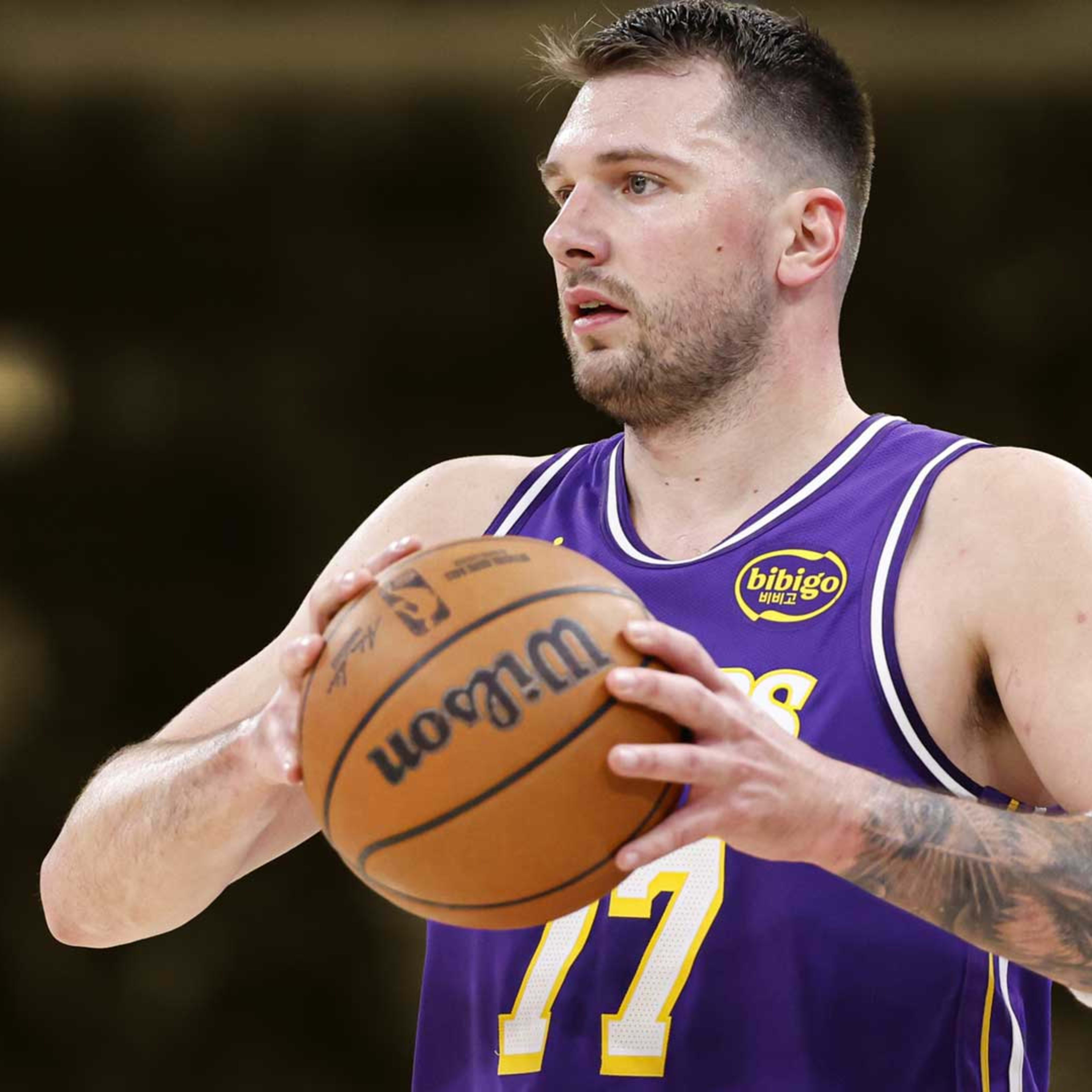 Andrew Bogut rips Iverson amid allegations he ignored sick kids ...