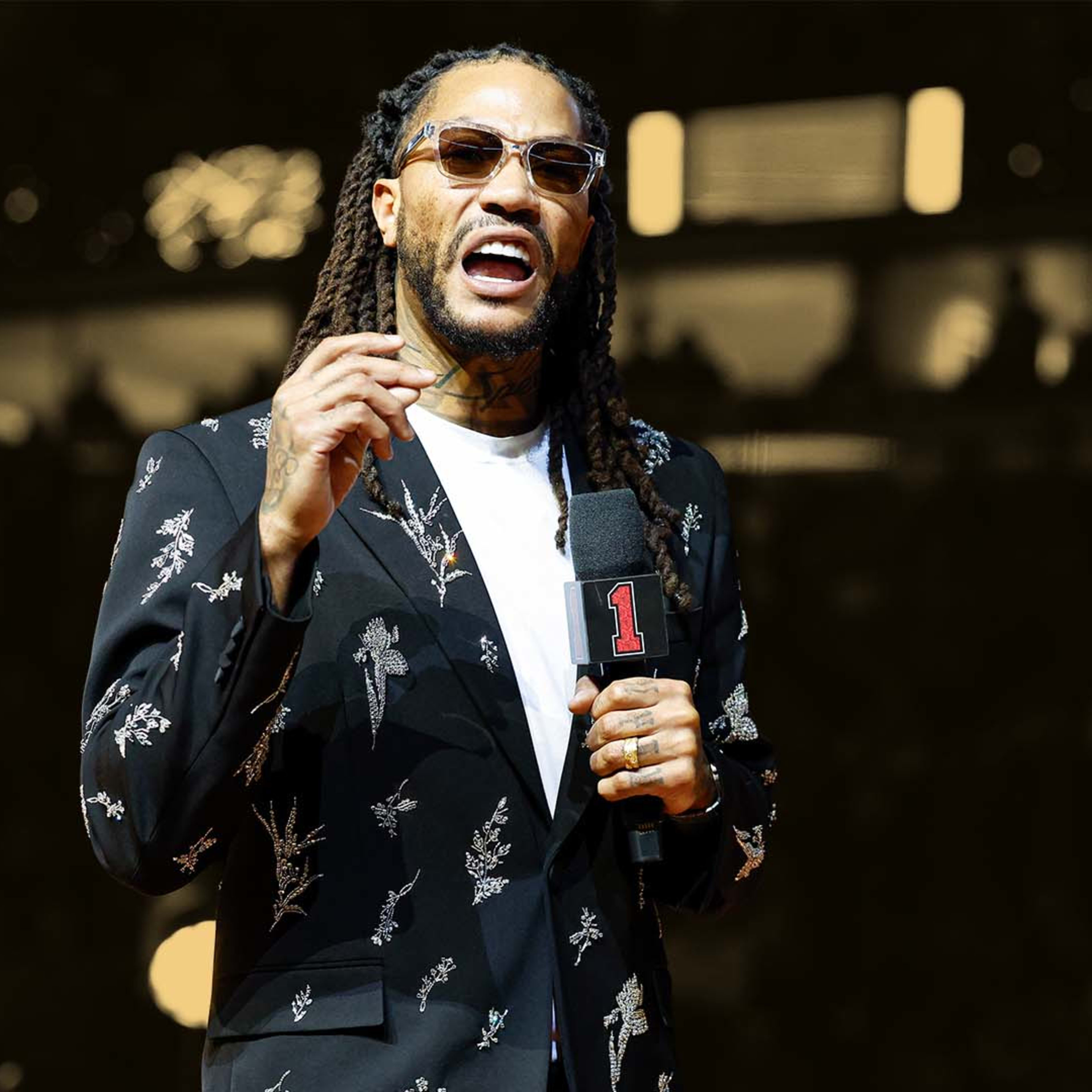 Will Perdue agrees that Rose's jersey retirement was like lifting a ...