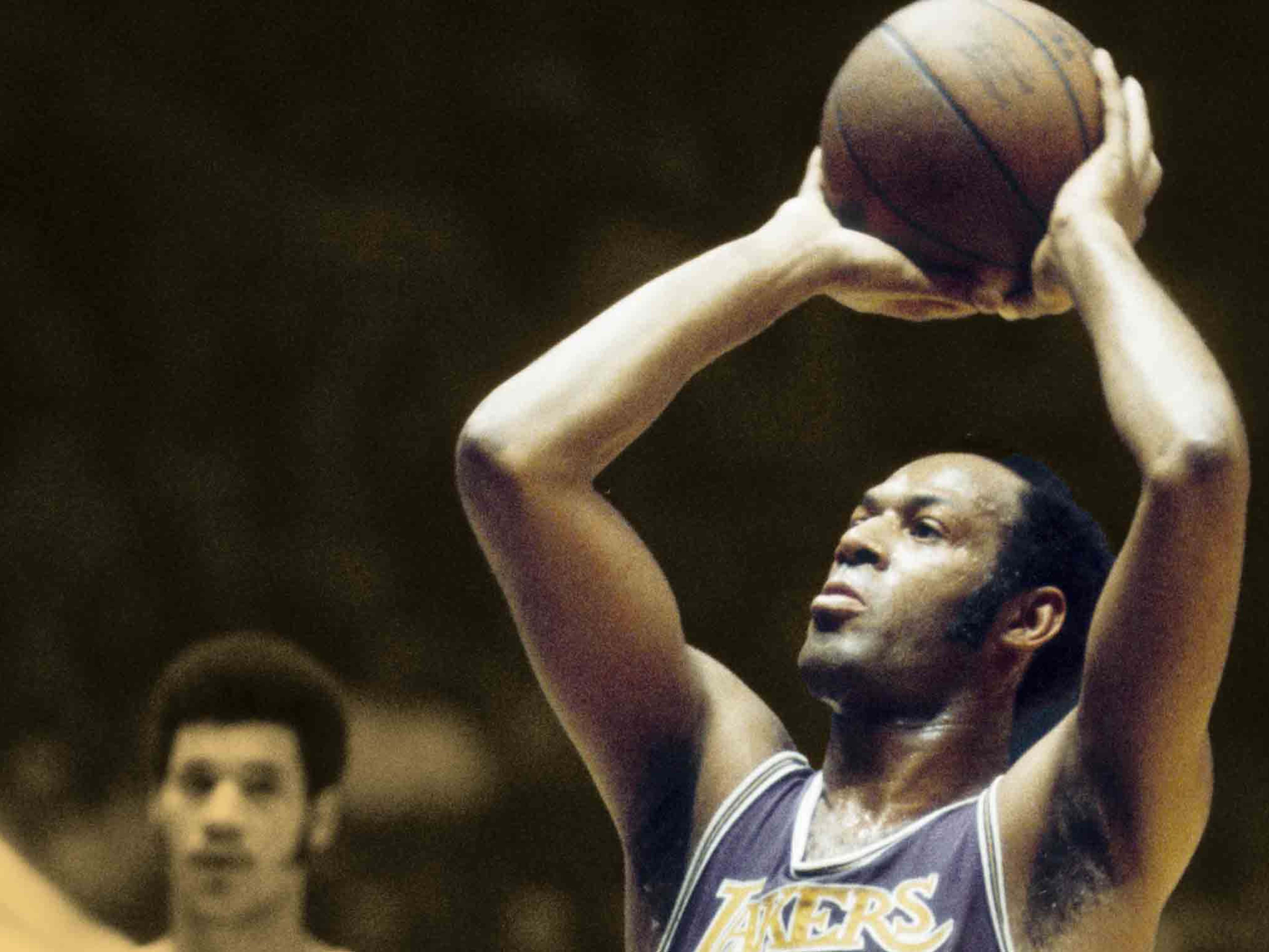 Elgin Baylor - Basketball Network