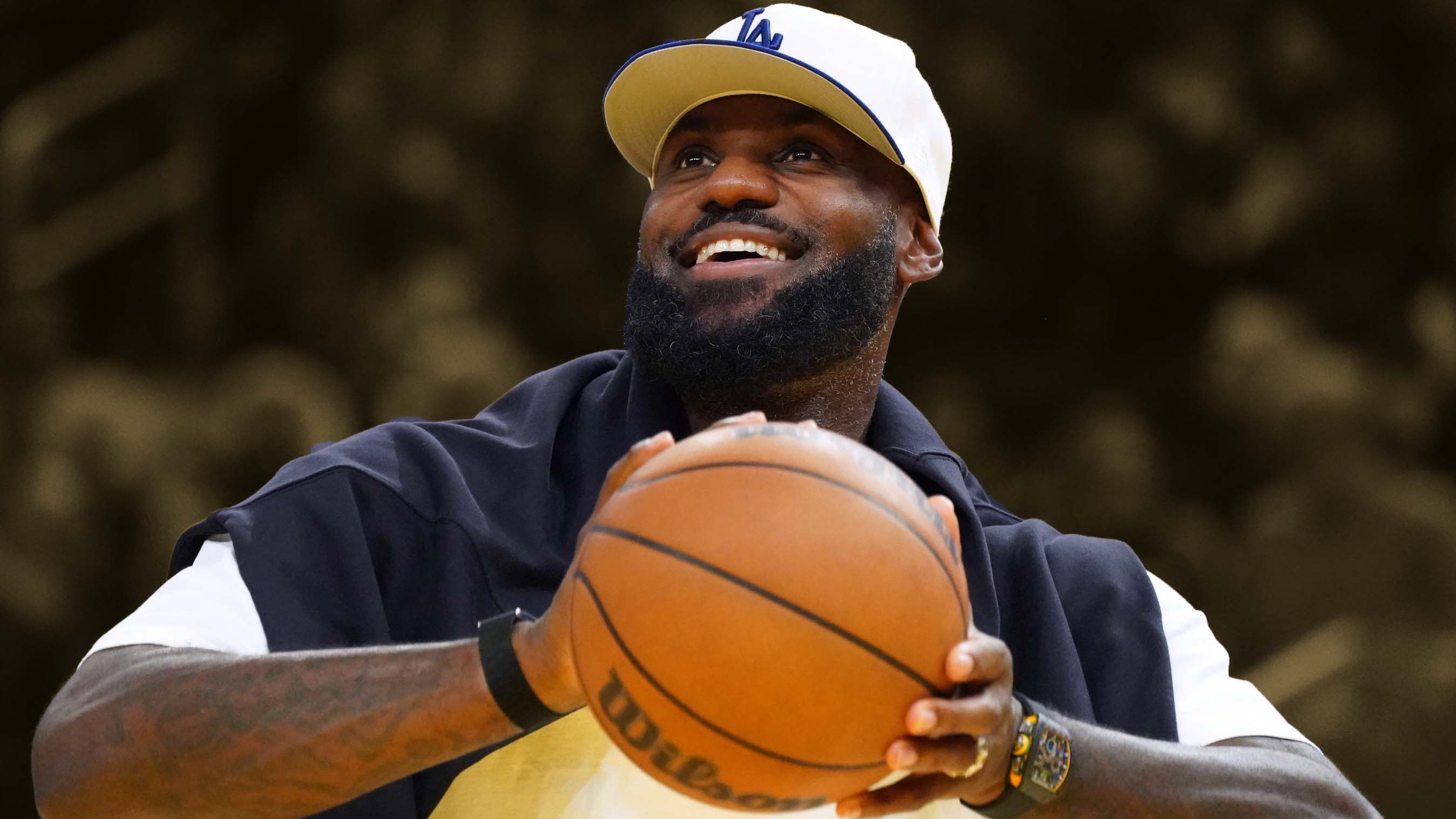 LeBron James breaks down his leadership style - Basketball Network