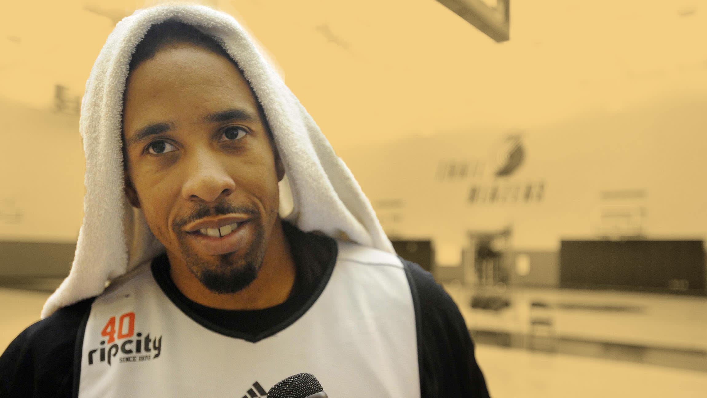 Andre Miller on his Utah team having only 2 Black players - Basketball ...