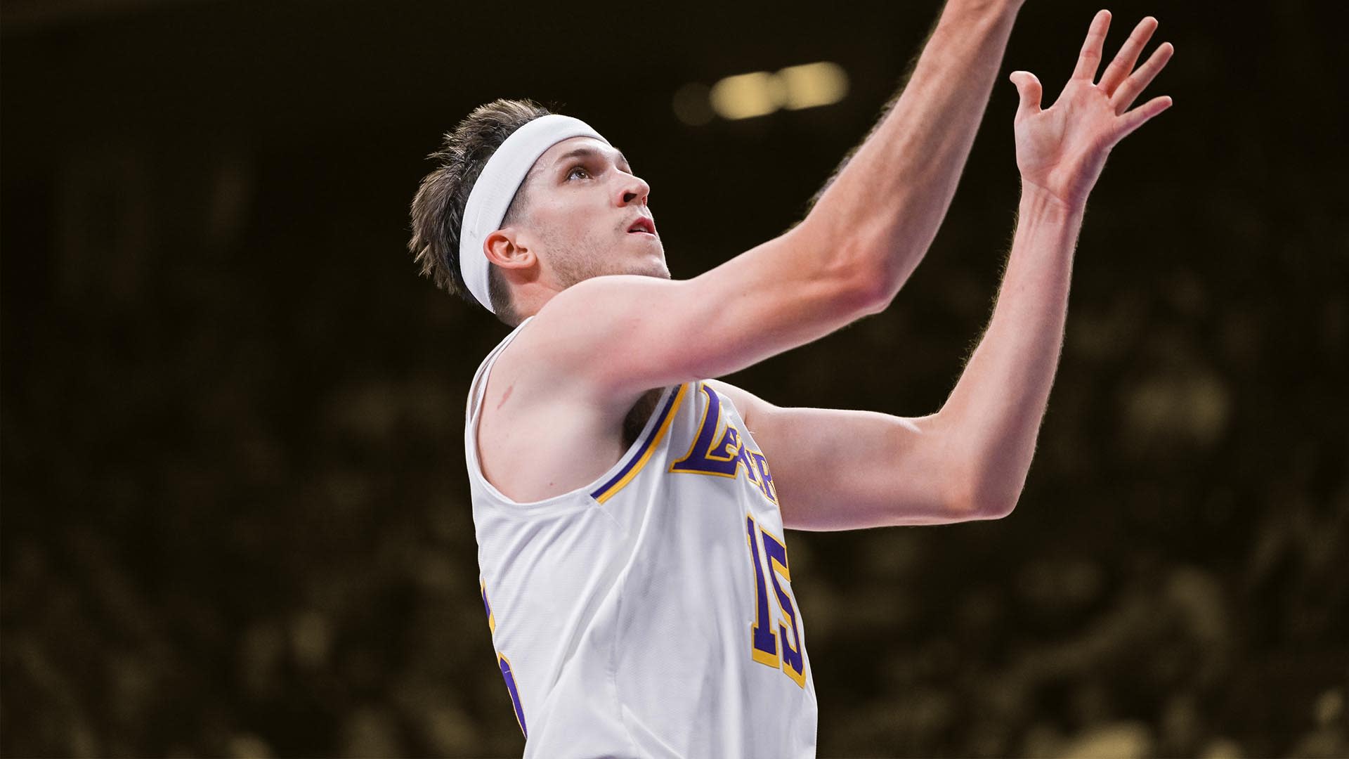 LeBron reacts to Austin Reaves’ 51-point eruption vs. Kings ...