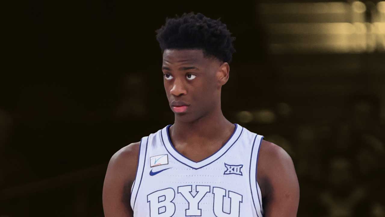 BYU coach reacts as AJ Dybantsa makes history with a 30-point triple ...